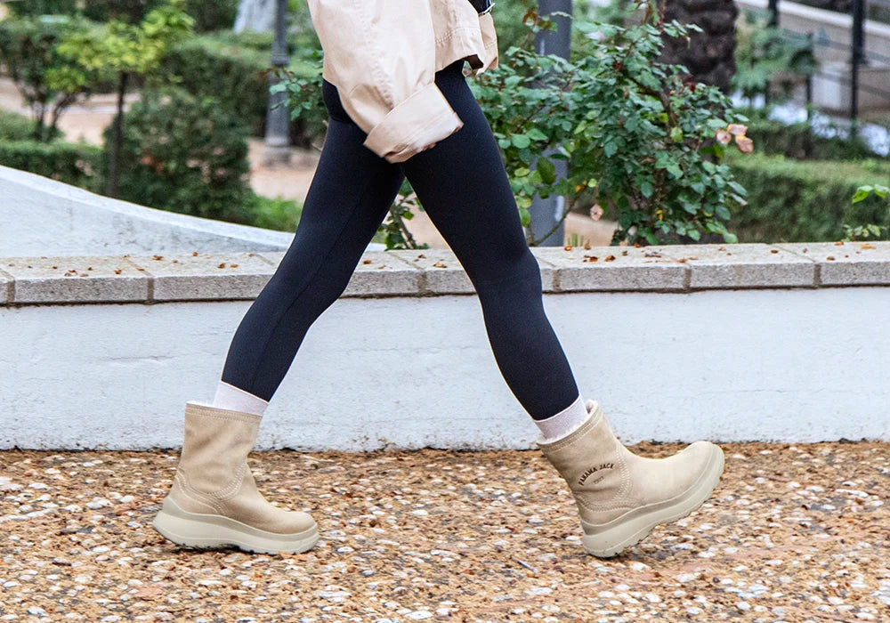 How to style women’s beige boots for the perfect outfit – Panama Jack